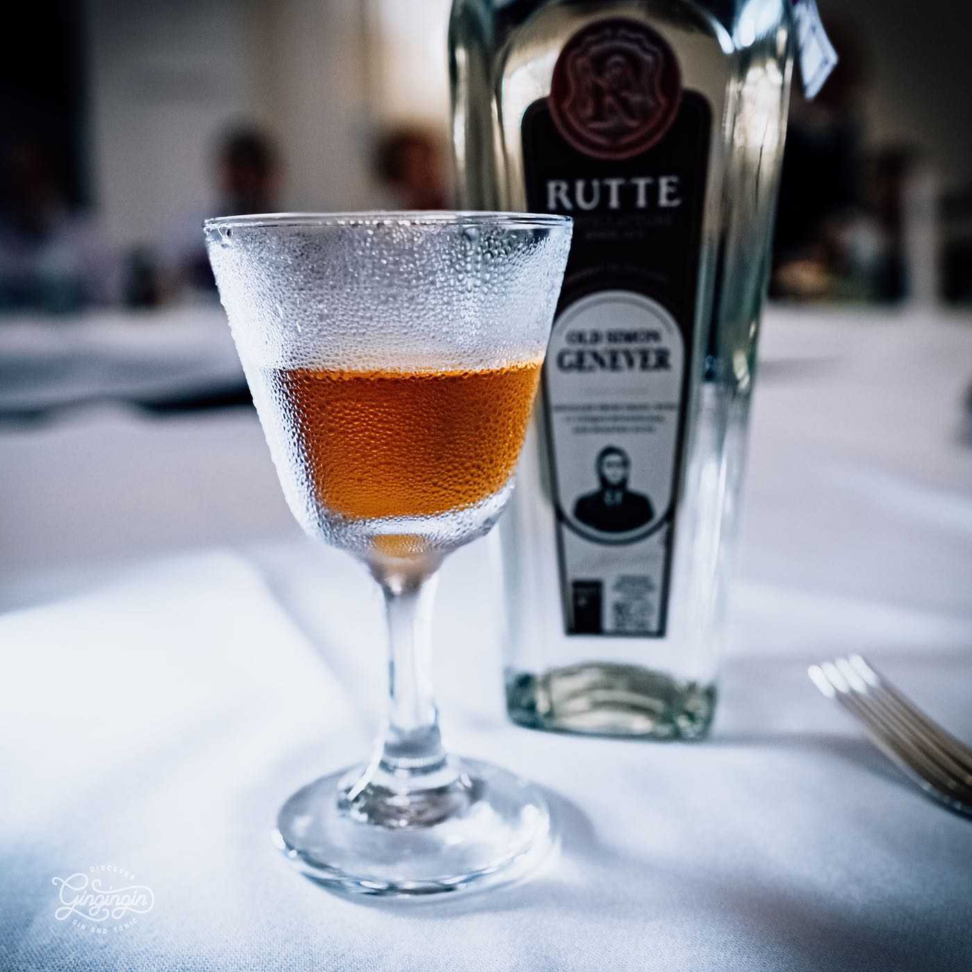 Casual Friday #021: Fraser Suites Hamburg Bar – Ribbon